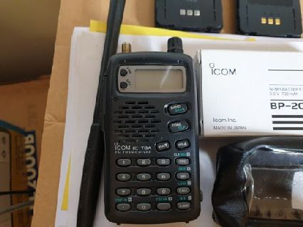Icom IC-T8A 6m, 2m and 70cm